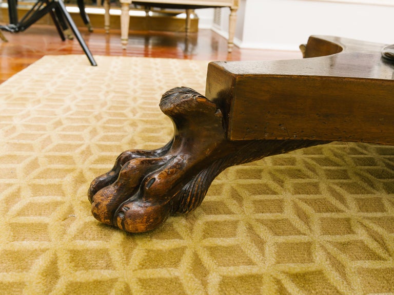 19th Century Round Regency Mahogany Dining Table with Lion Paw Feet at ...