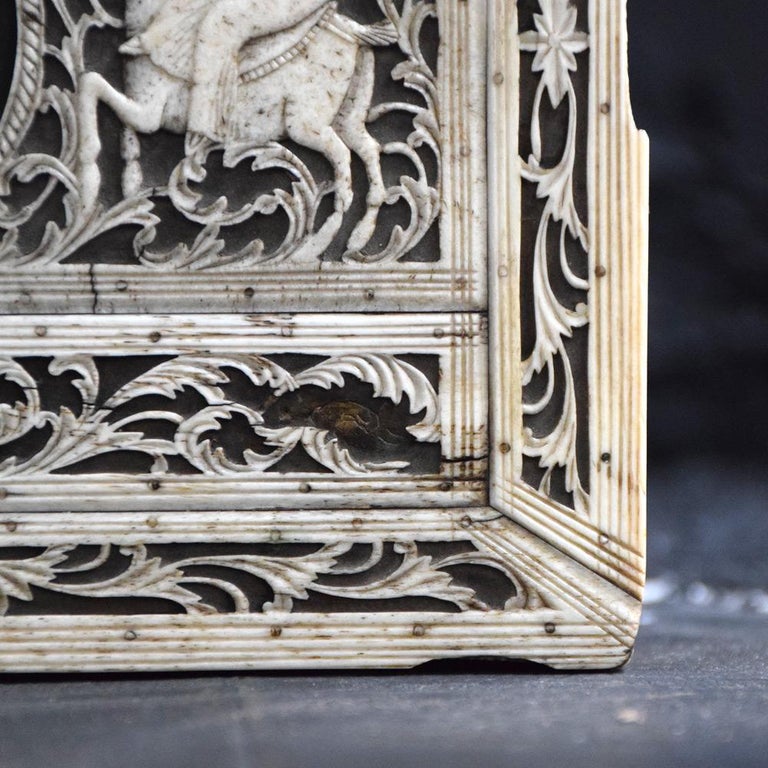 19th Century Russian Archangel Carved Whalebone Box For Sale at 1stDibs