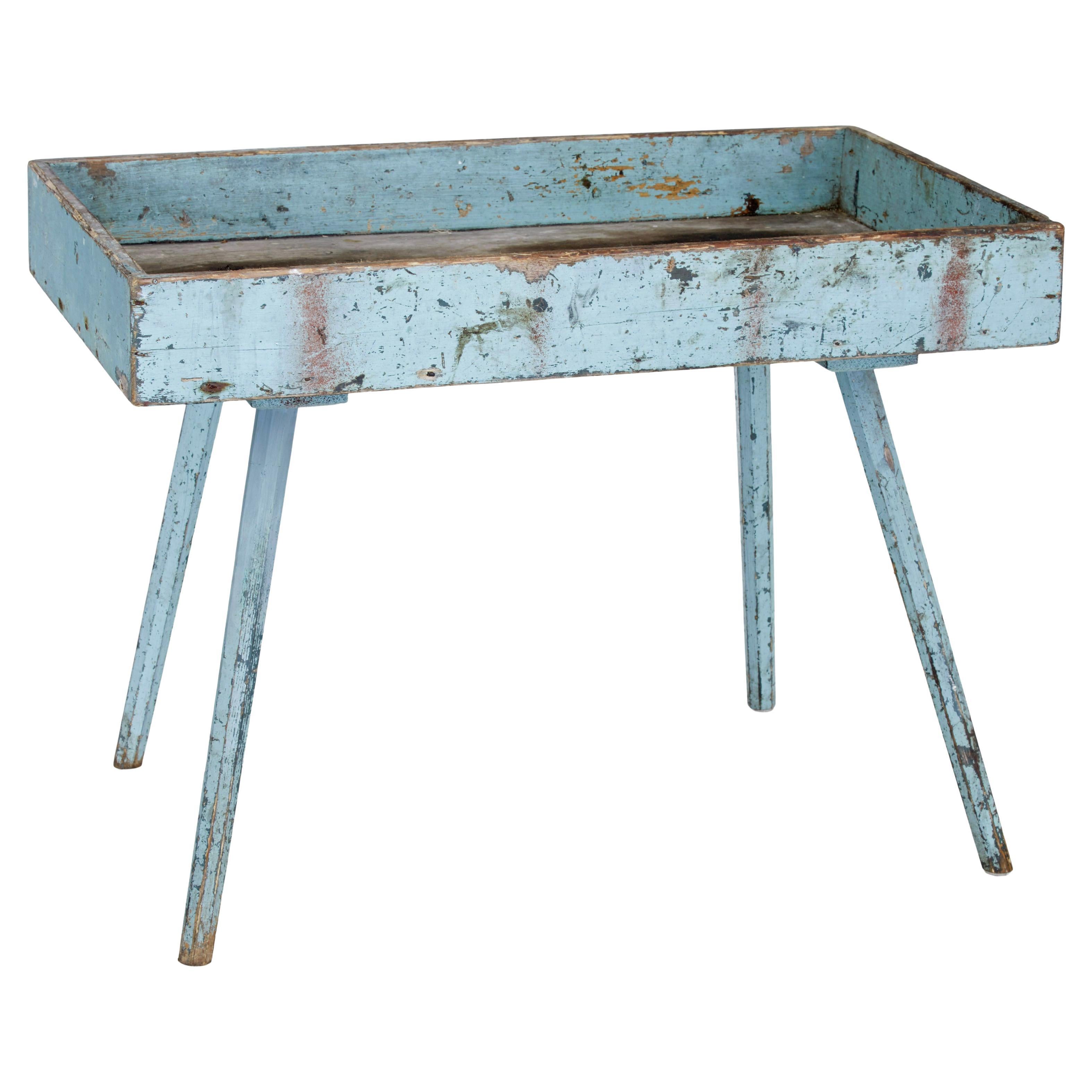 19th century rustic painted pine garden room tray table For Sale at 1stDibs