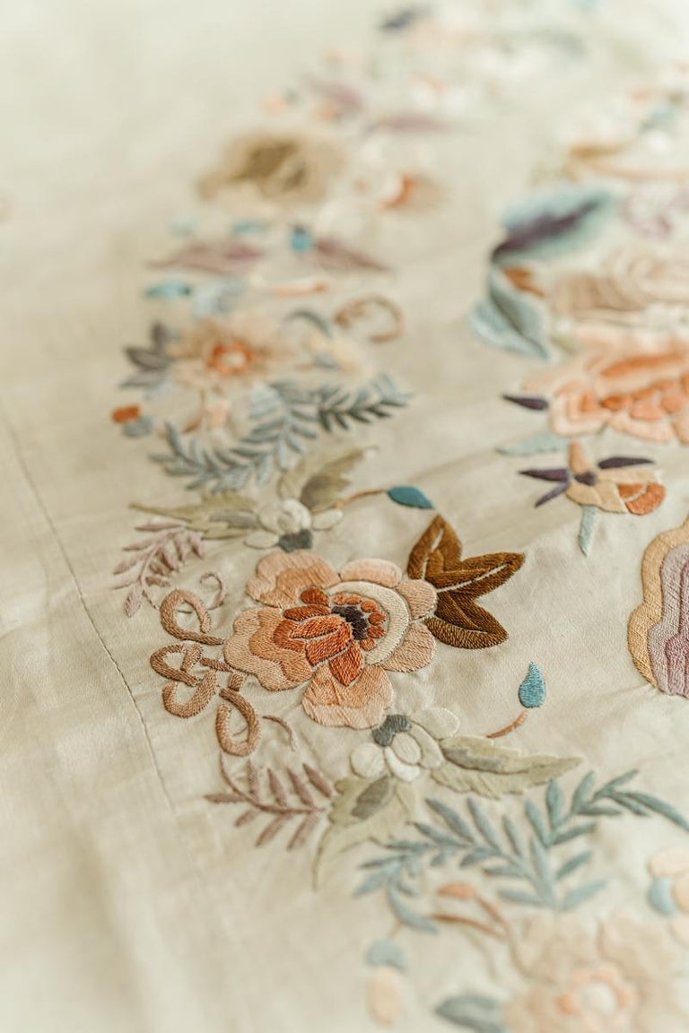 19th Century Silk Embroidered French Throw/Cloth For Sale at 1stDibs