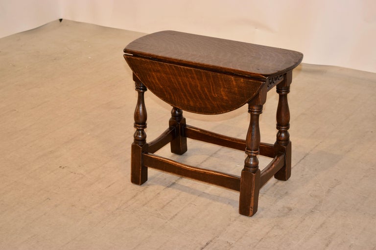 19th Century Small Drop-Leaf Table at 1stDibs