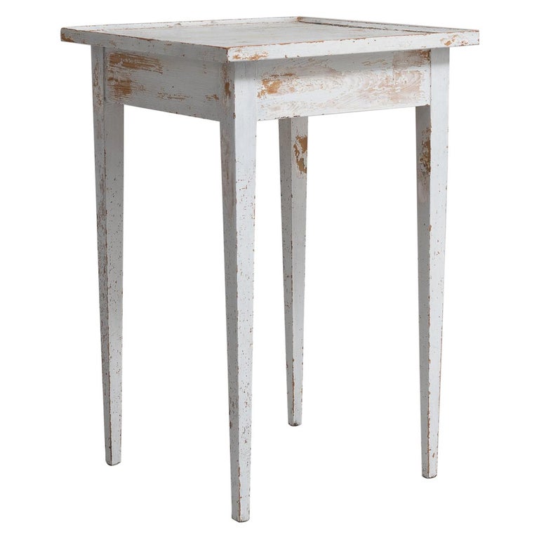 19th Century Small Swedish White Gustavian Side Table For Sale at 1stDibs