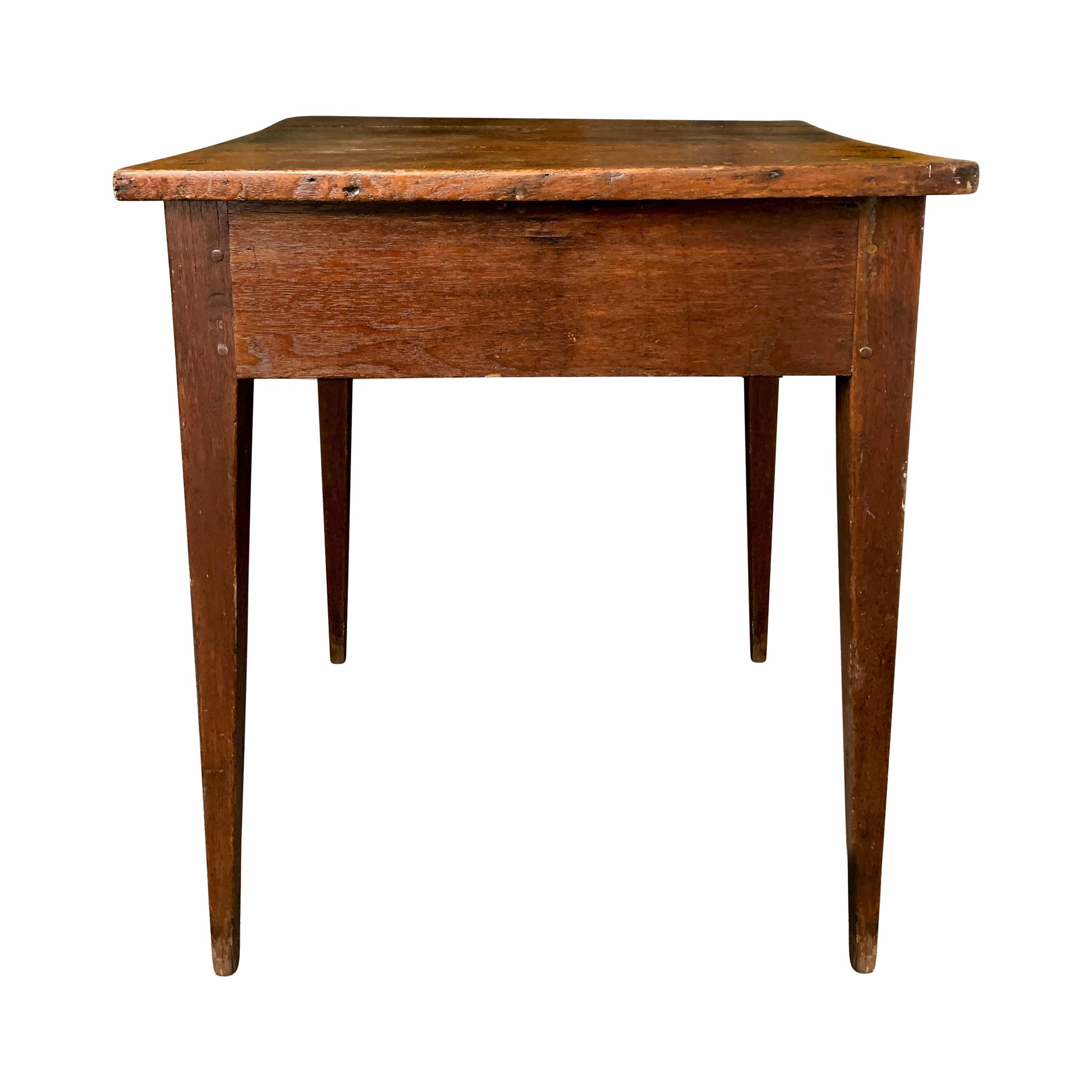 American Colonial End Tables - 9 For Sale at 1stdibs