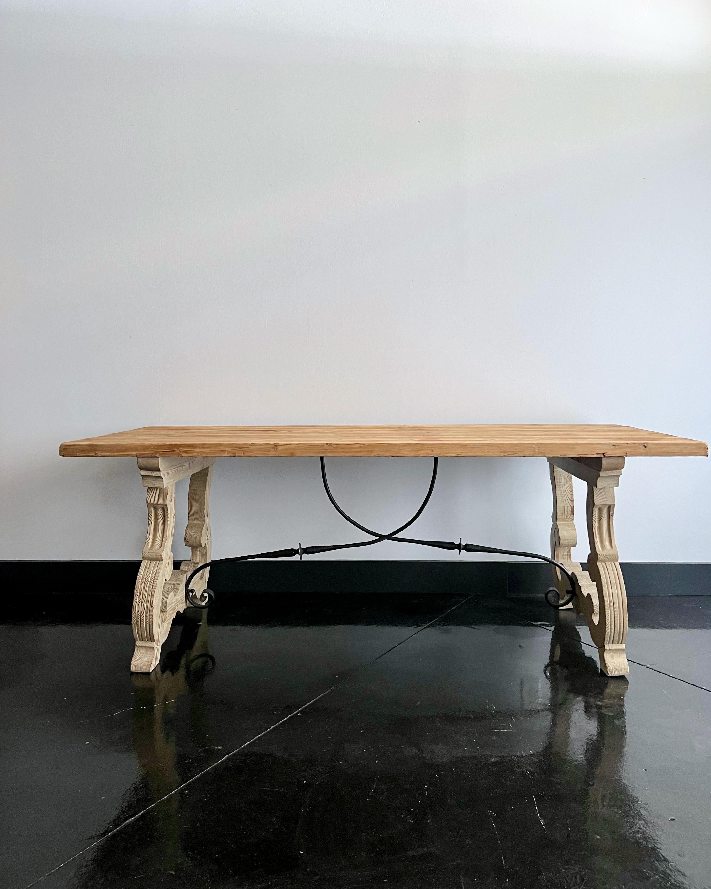 19th Century Spanish Dining Table For Sale at 1stDibs