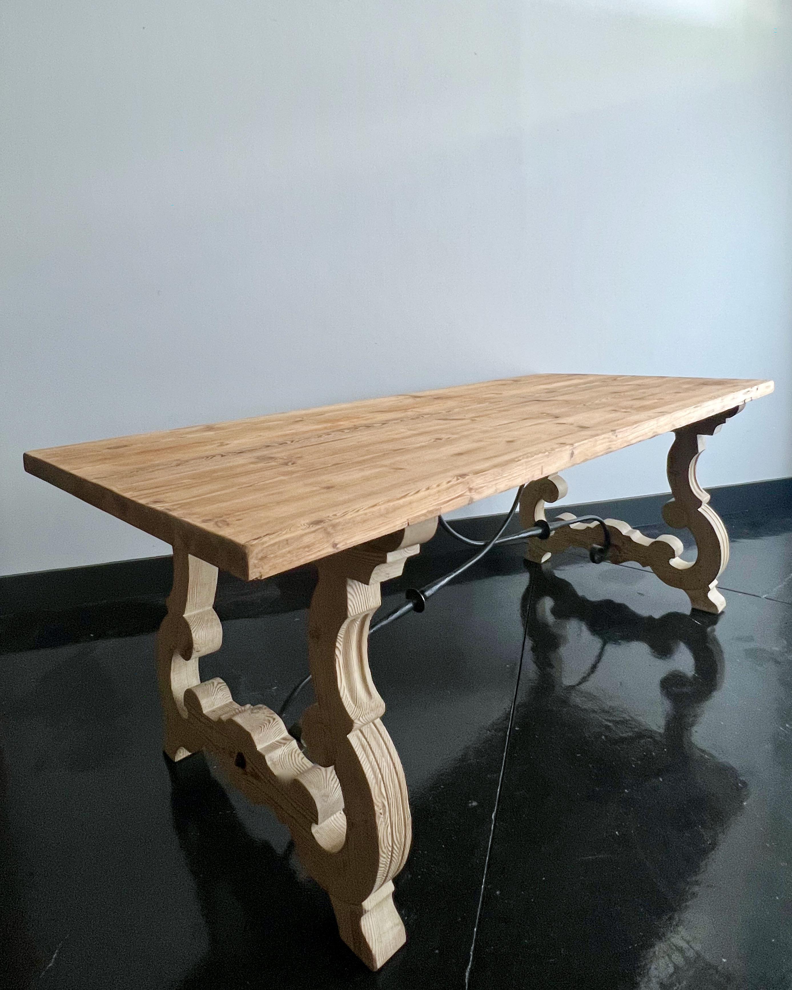 19th Century Spanish Dining Table For Sale at 1stDibs