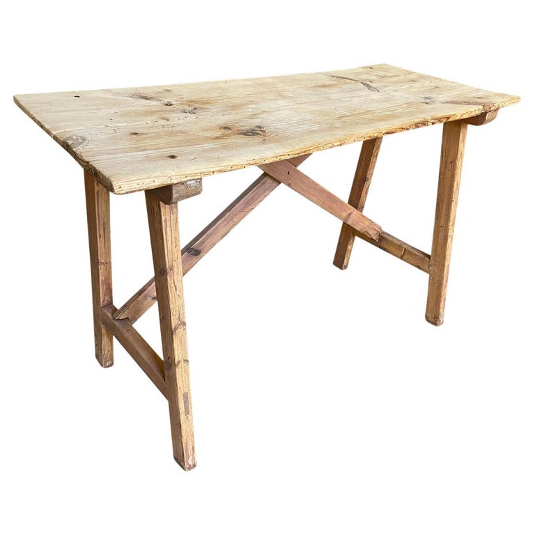 19th Century Spanish Rustic Console Table For Sale at 1stDibs