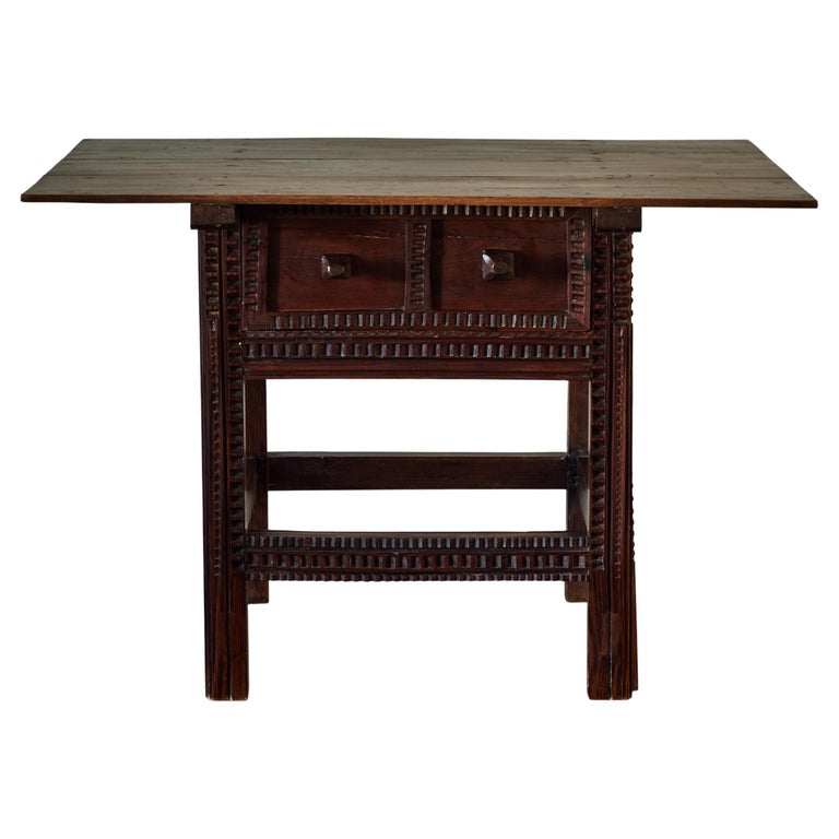 19th Century Spanish Rustic Notched Wood Table For Sale at 1stDibs