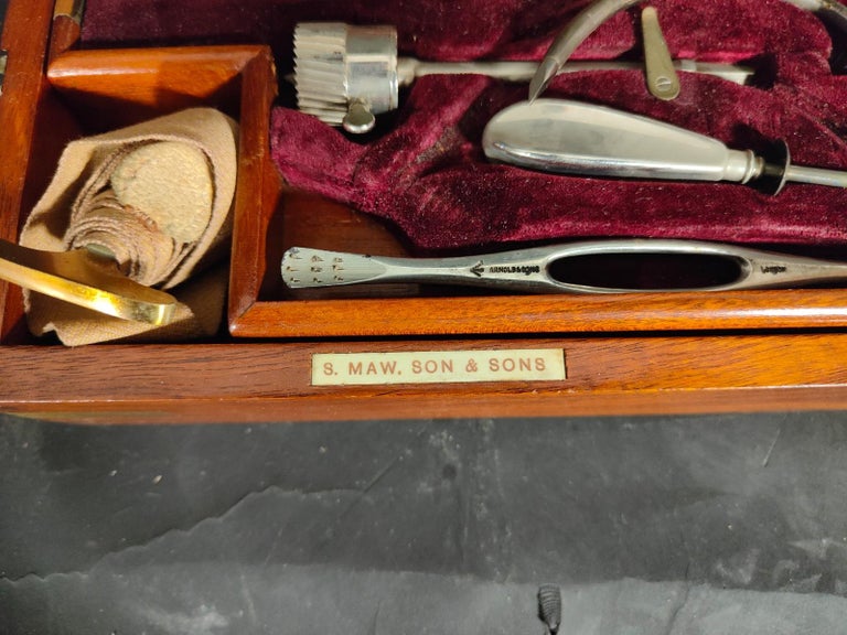 19th Century Surgery Box at 1stDibs