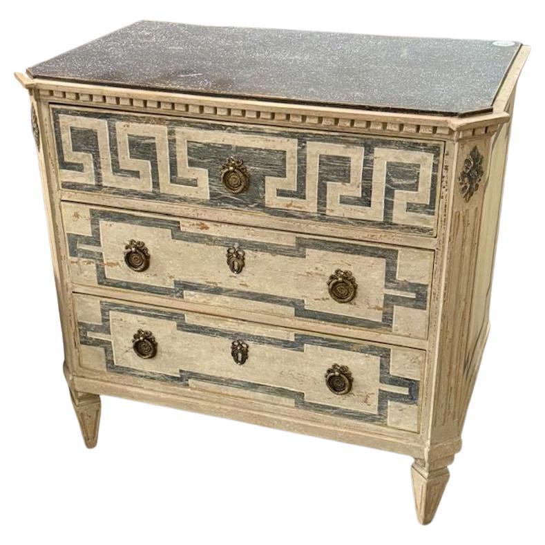 Wood Commodes and Chests of Drawers - 10,581 For Sale at 1stDibs ...