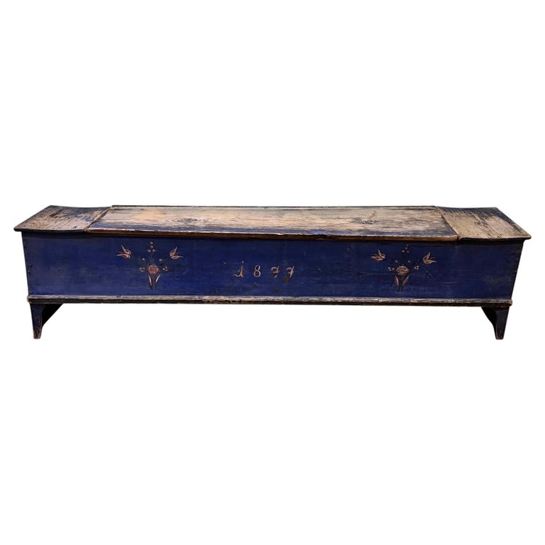 19th Century Swedish Painted Pine Chest or Bench For Sale at 1stDibs