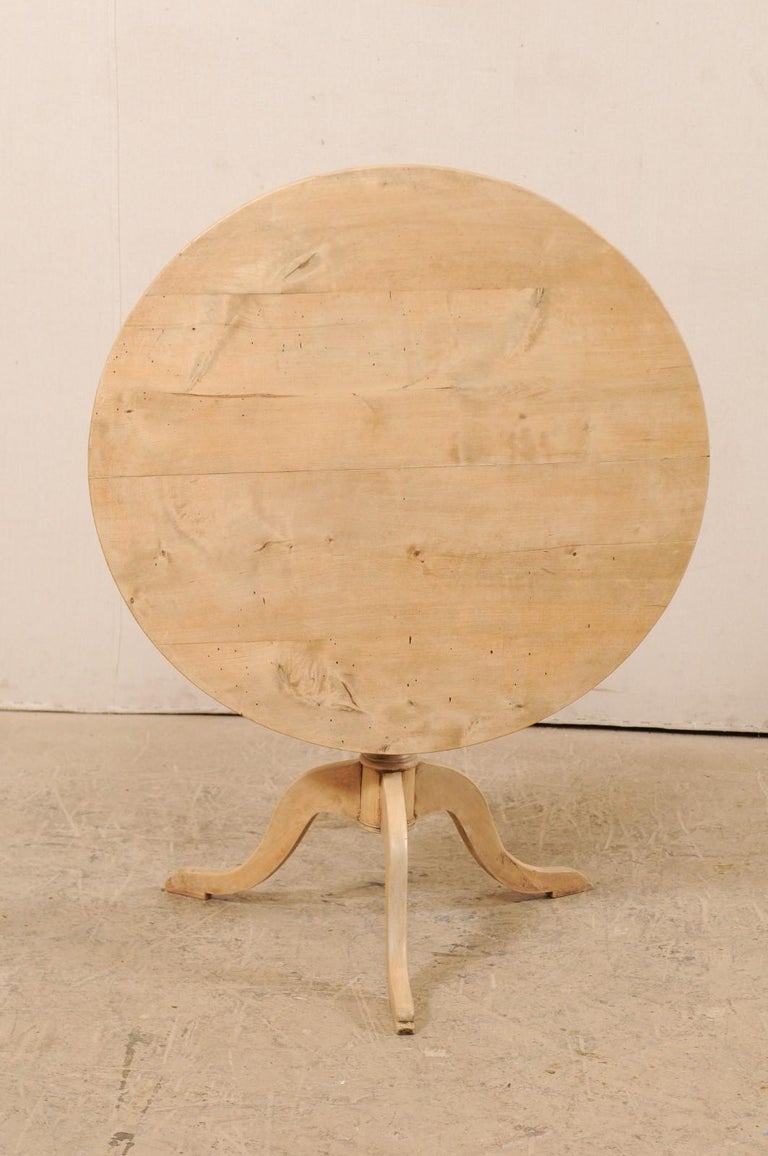 19th Century Swedish Round Bleached Wood Tilt-Top Guéridon Table at 1stDibs