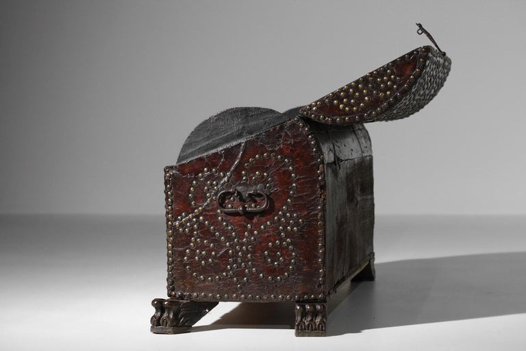 19th Century Trunk in Studded Leather and Solid Wood For Sale at 1stDibs