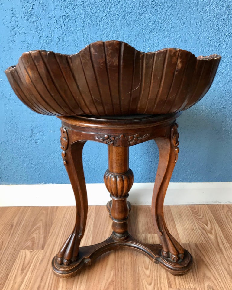 19th Century Venetian Fantasy Grotto Style Revolving Bench at 1stDibs