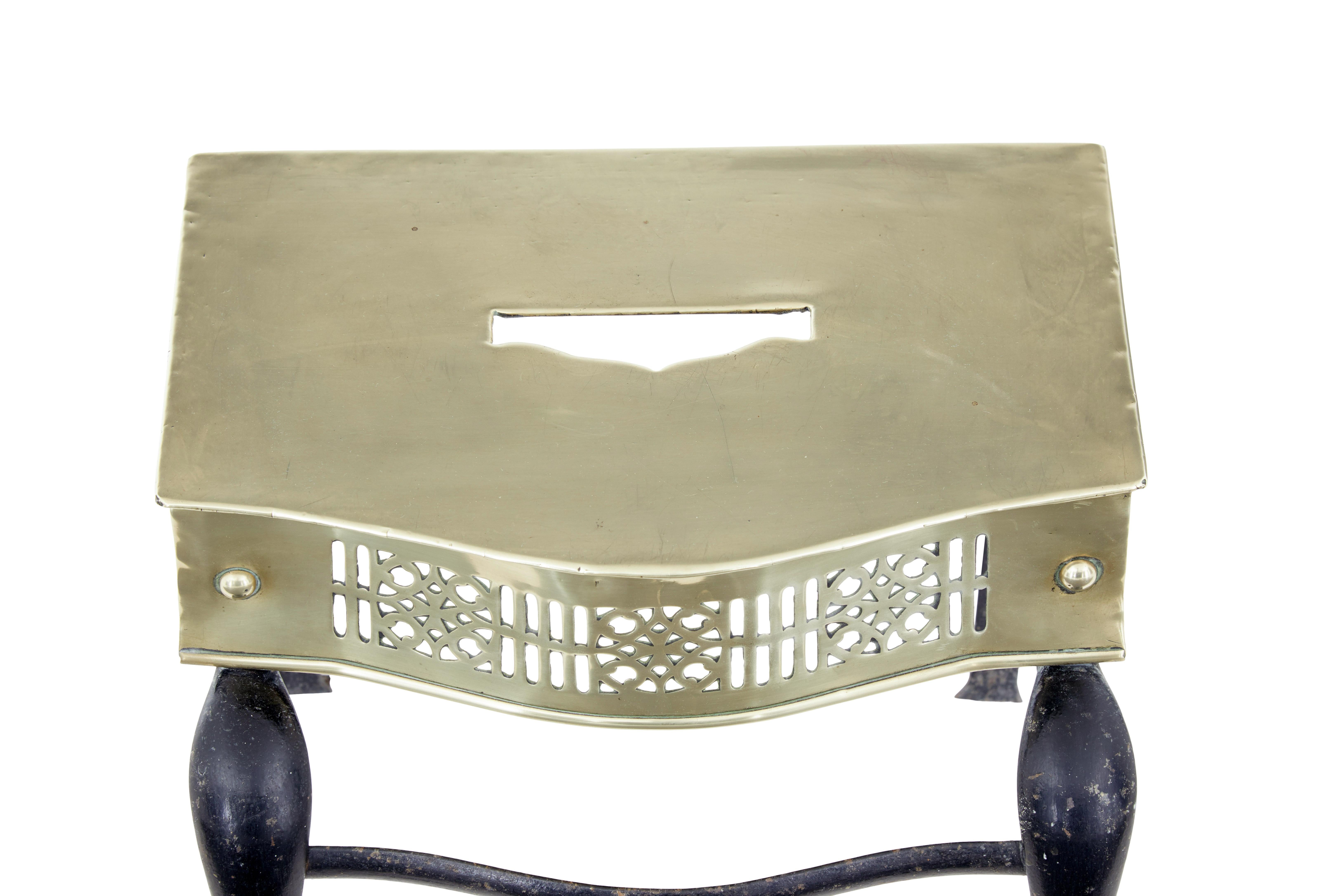 19th Century Victorian Brass and Iron Trivet Footman For Sale at 1stDibs
