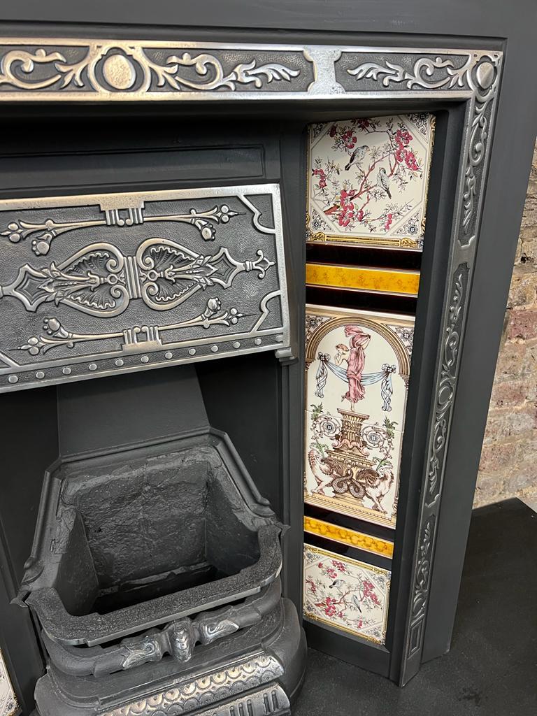 19th Century Victorian Cast-Iron Fireplace Tiled Insert For Sale at 1stDibs