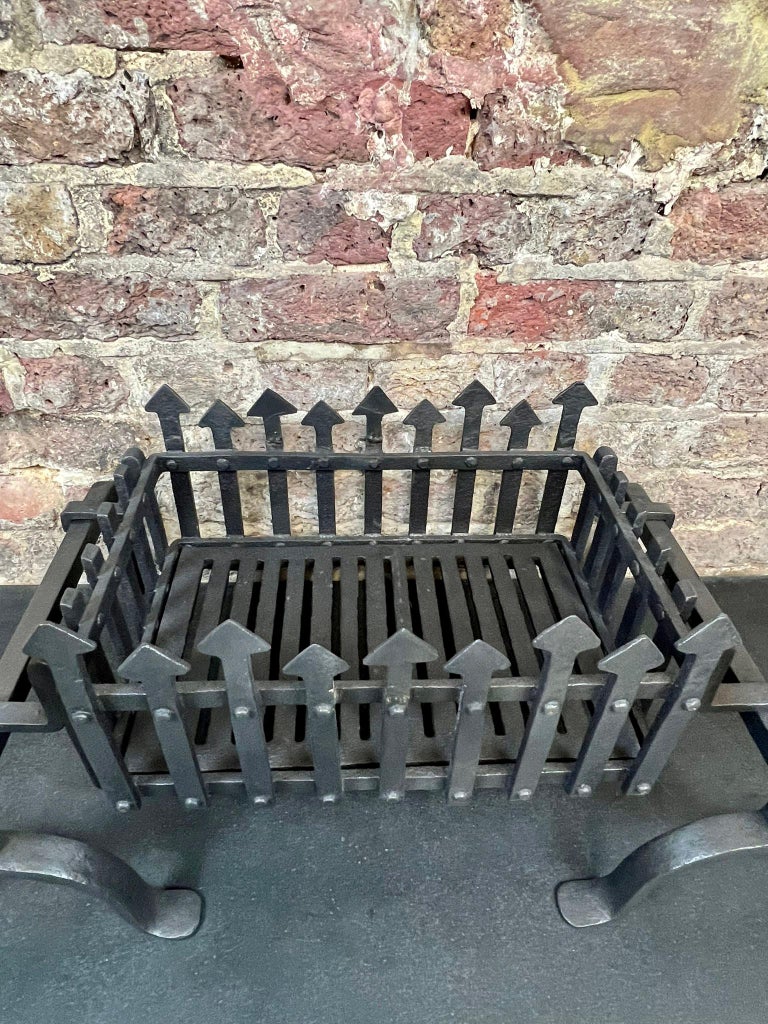 19th Century Victorian Gothic Fireplace Grate For Sale at 1stDibs