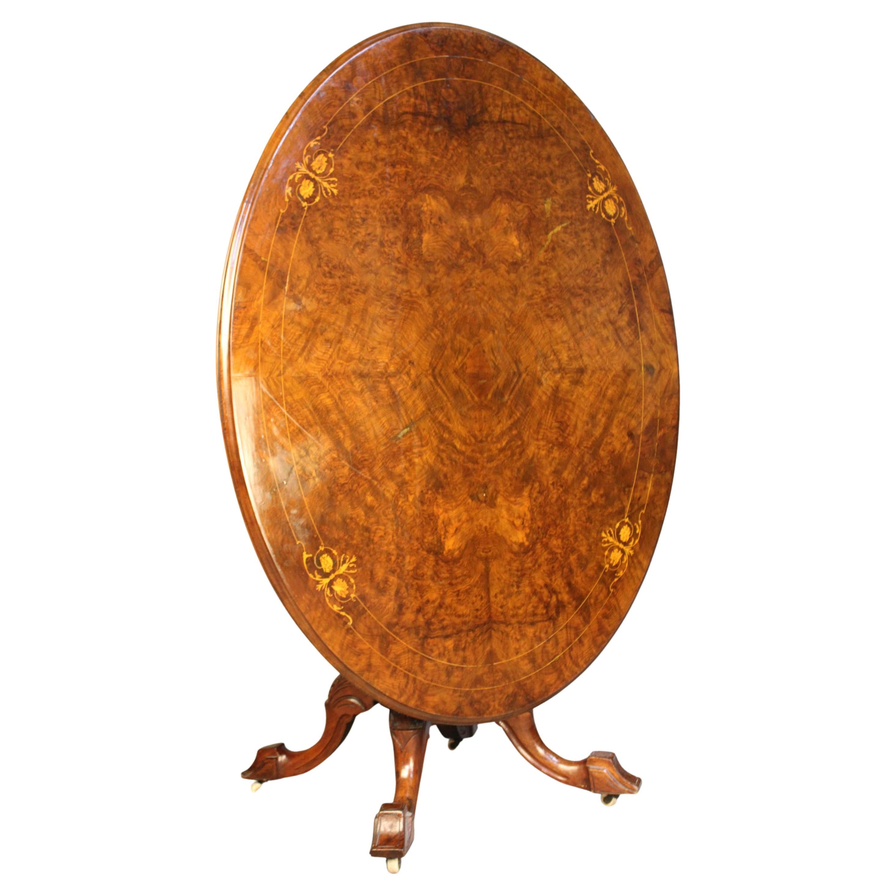 19th Century American Victorian Walnut Dining Table at 1stDibs