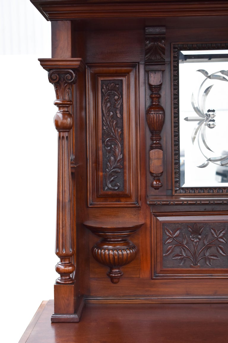 19th Century Victorian Mahogany Front and Back Bar For Sale at 1stDibs