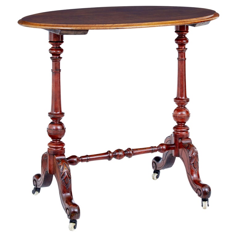 19th Century Victorian Walnut Oval Occasional Table For Sale at 1stDibs