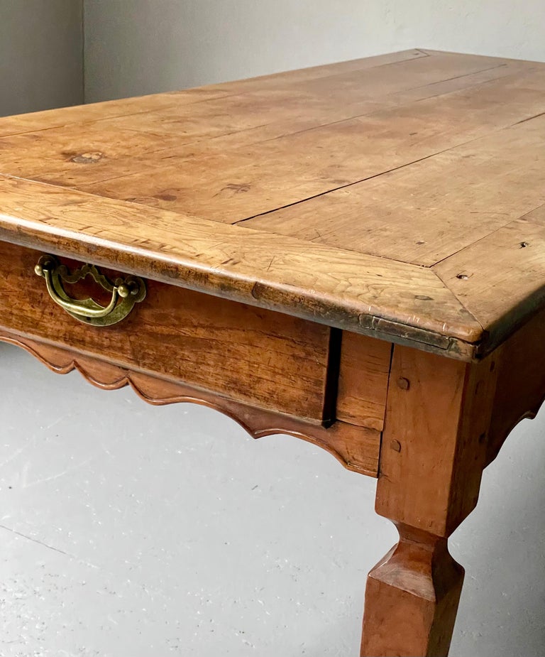 19th Century French Provençal Walnut Farmhouse Dining Table For Sale at ...