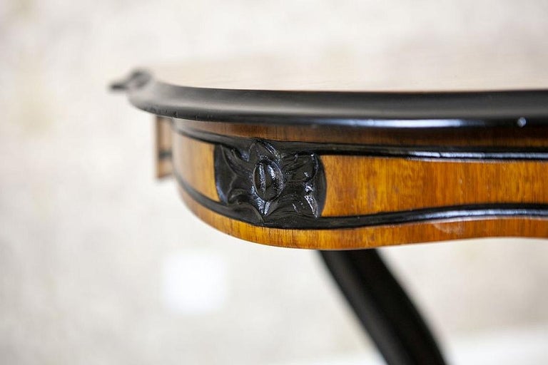 19th-Century Walnut Light Brown Side Table with Veneered Top For Sale ...