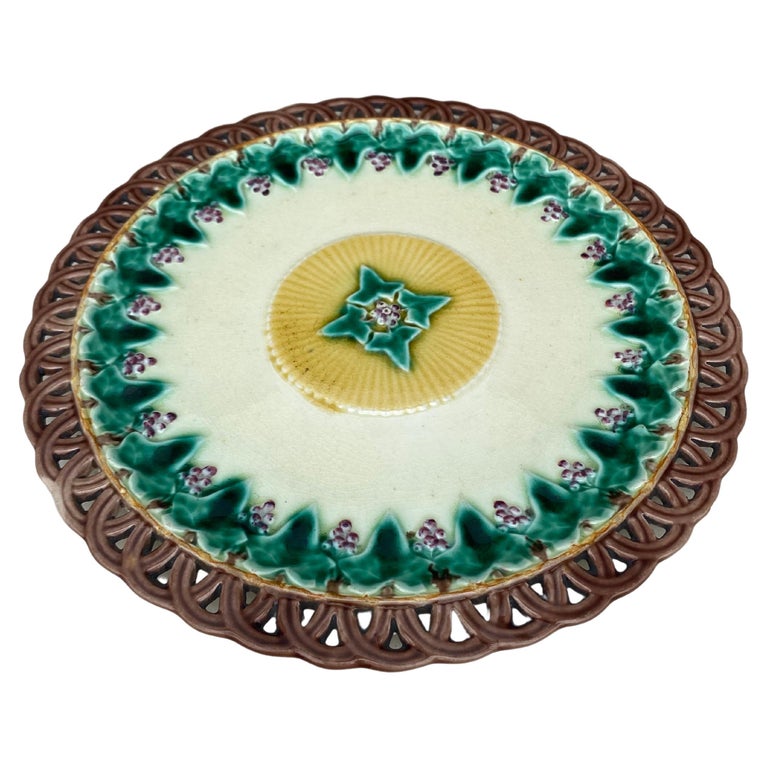 19th Century Wedgwood Majolica Reticulated Plate For Sale at 1stDibs