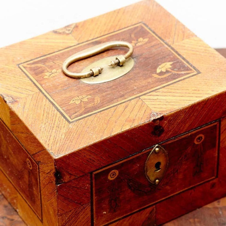 19th Century Wood Italian Box For Sale at 1stDibs