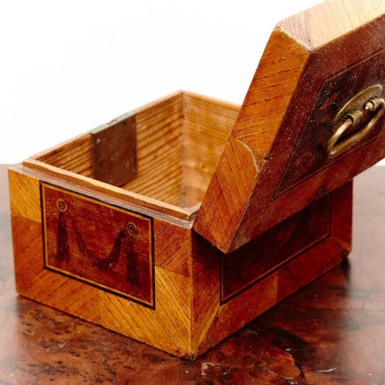 19th Century Wood Italian Box For Sale at 1stDibs
