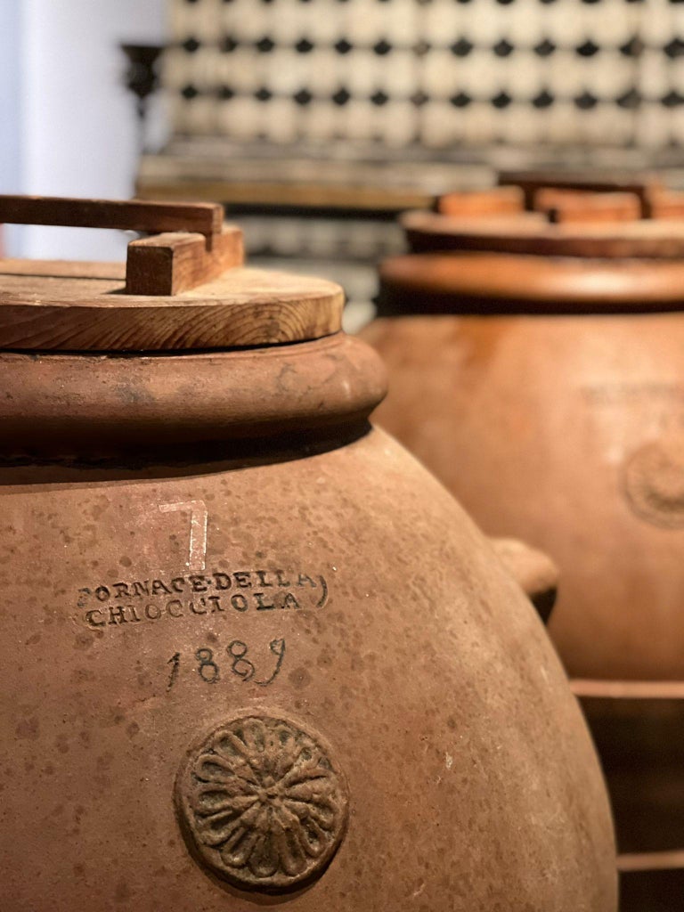19th Pair of Tuscan Terracotta Jars For Sale at 1stDibs