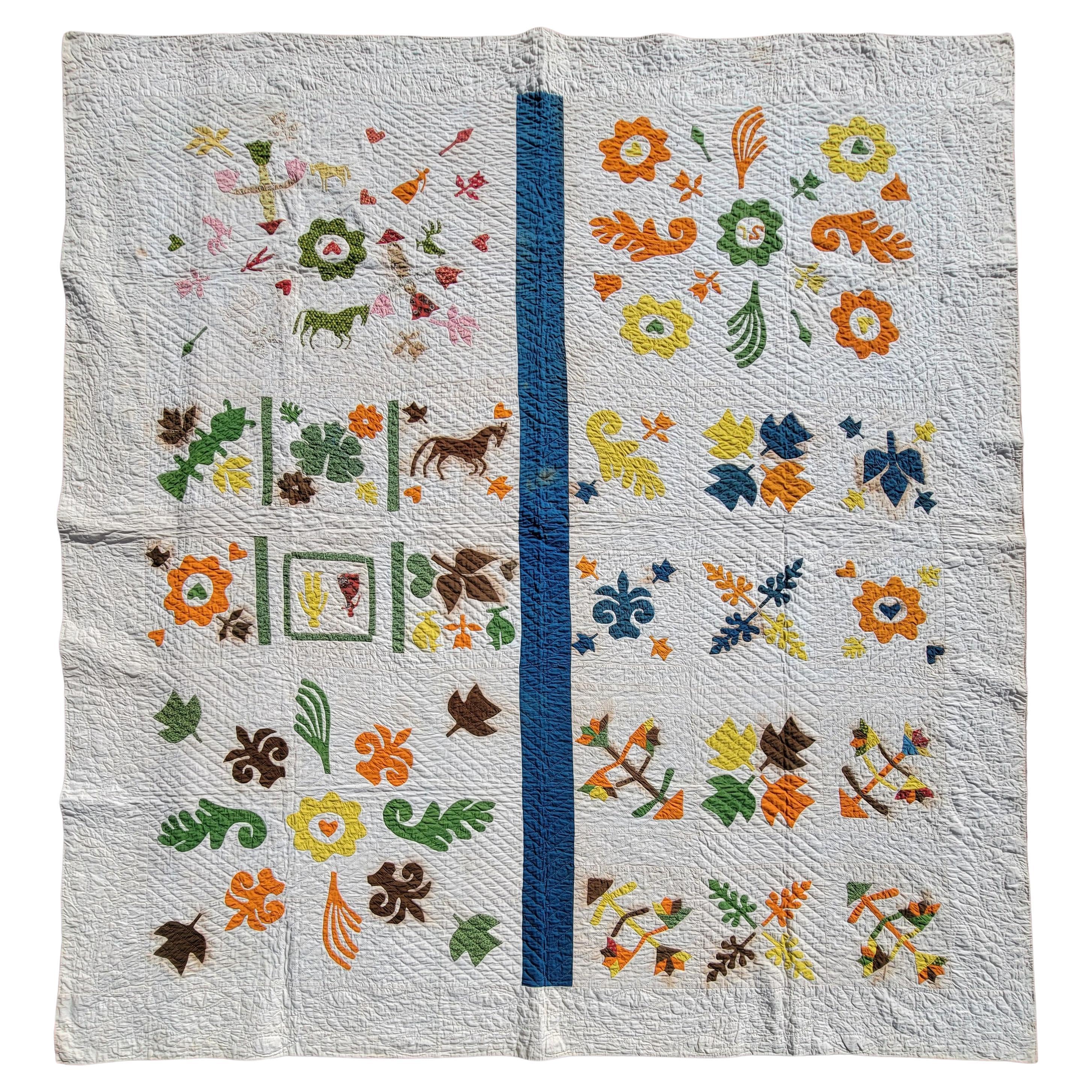 American Applique Quilt in Floral Pattern For Sale at 1stDibs