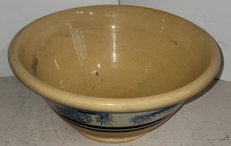 19Thc Collection of Three Mocha Yellow Ware Bowls For Sale at 1stDibs