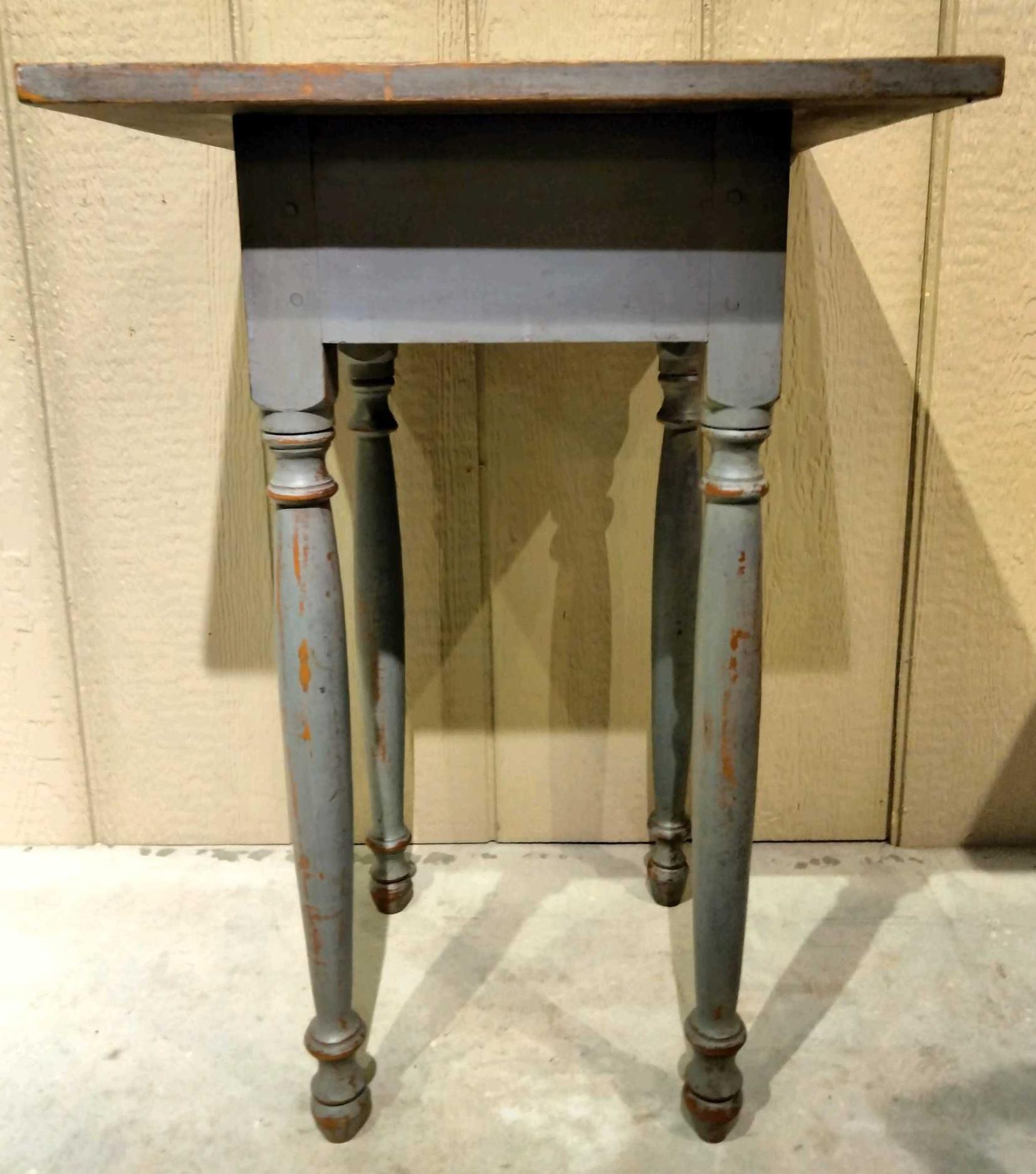 Antique Side Tables For Sale in USA - 1stDibs | hoffman aluminum ...