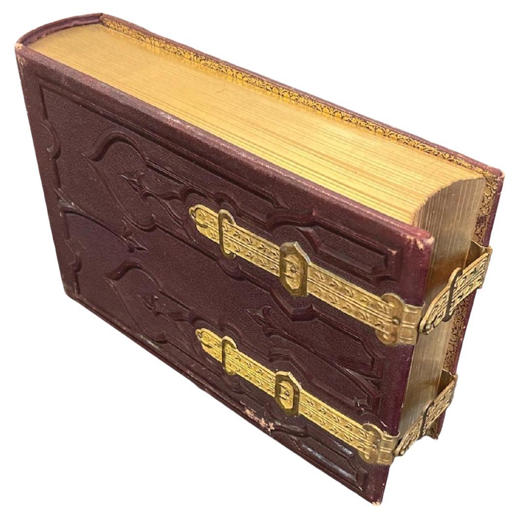 19thc Masonic Triangular Carved Oak Table Altar For Sale at 1stDibs