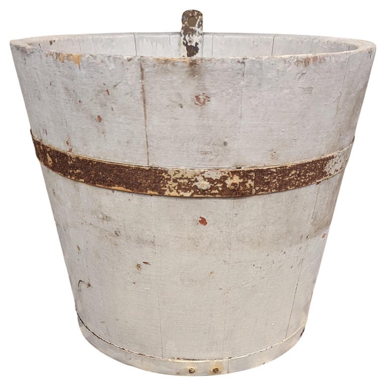 19th C New England Original Painted White Sap Bucket For Sale at 1stDibs
