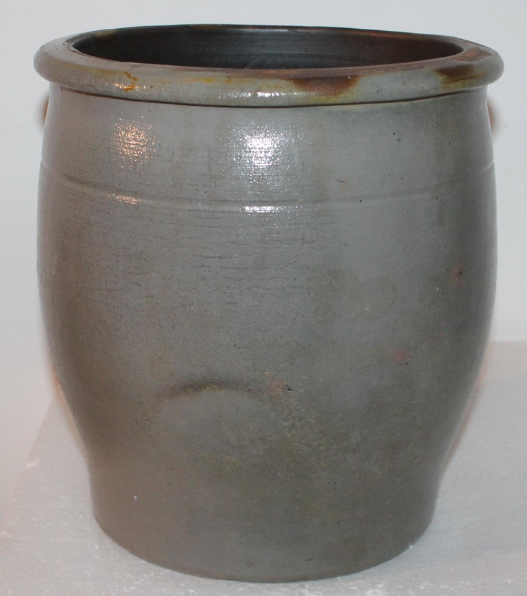 19th Century Pennsylvania Decorated Stone Ware Crock For Sale at 1stDibs