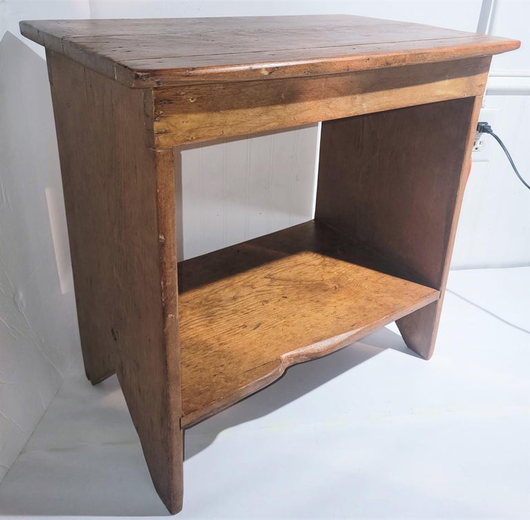 19thc Small Bucket Bench from Pennsylvania For Sale at 1stDibs