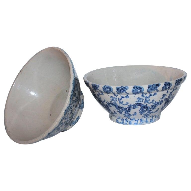 19Thc Sponge Ware Pottery Mixing Bowls, Pair For Sale at 1stDibs