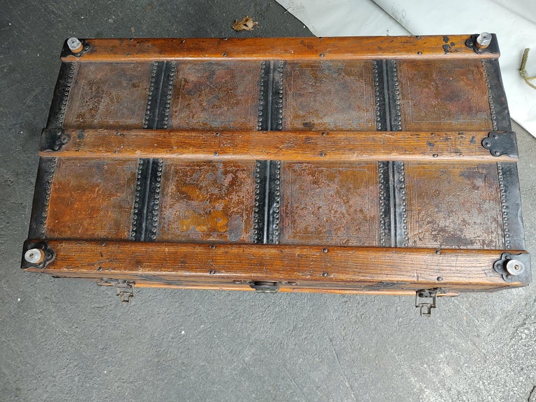 19thC Wooden Travel Box Storage and Cocktail Table Crouch and ...