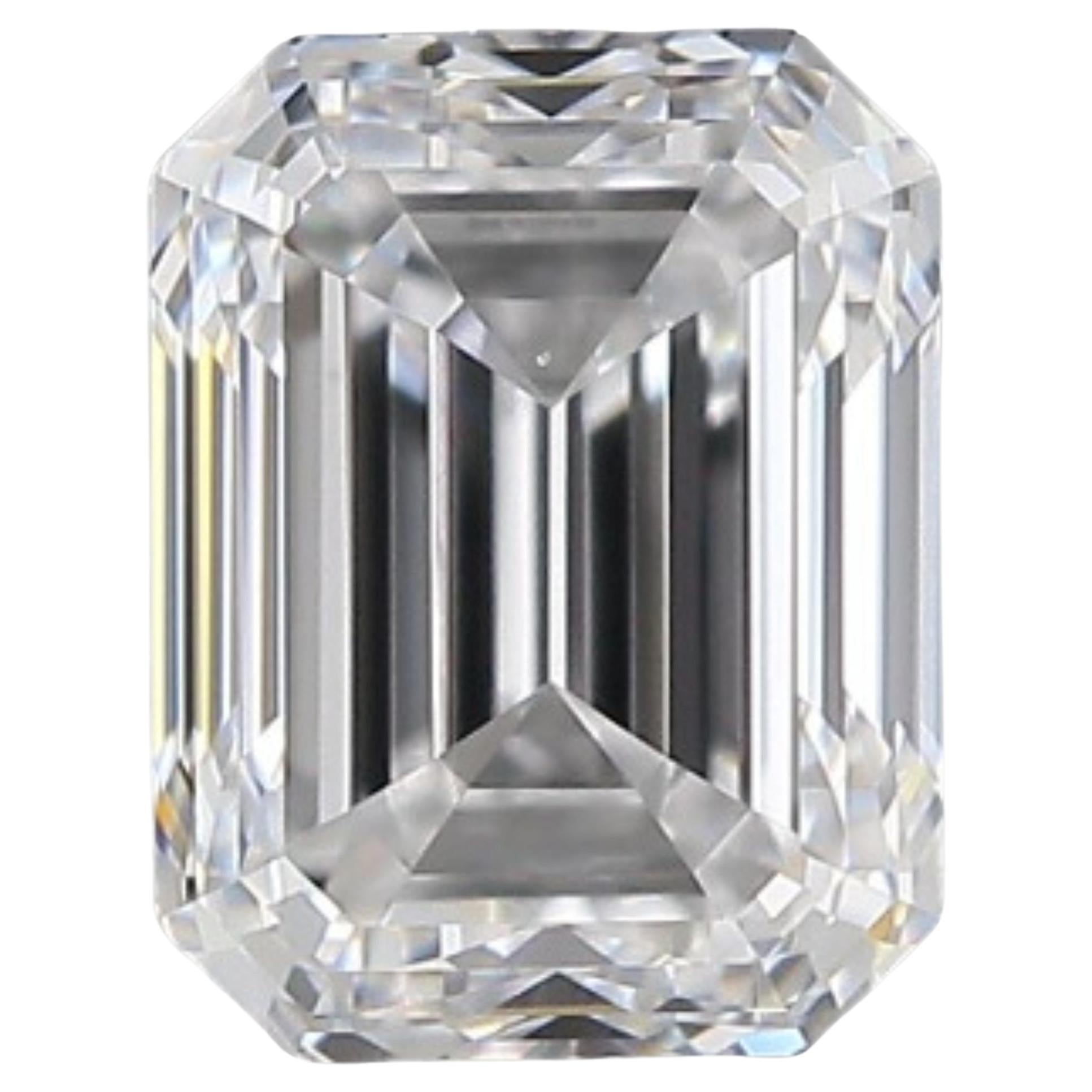 1pc Dazzling Natural cut Emerald diamond in a .72 carat For Sale at 1stDibs