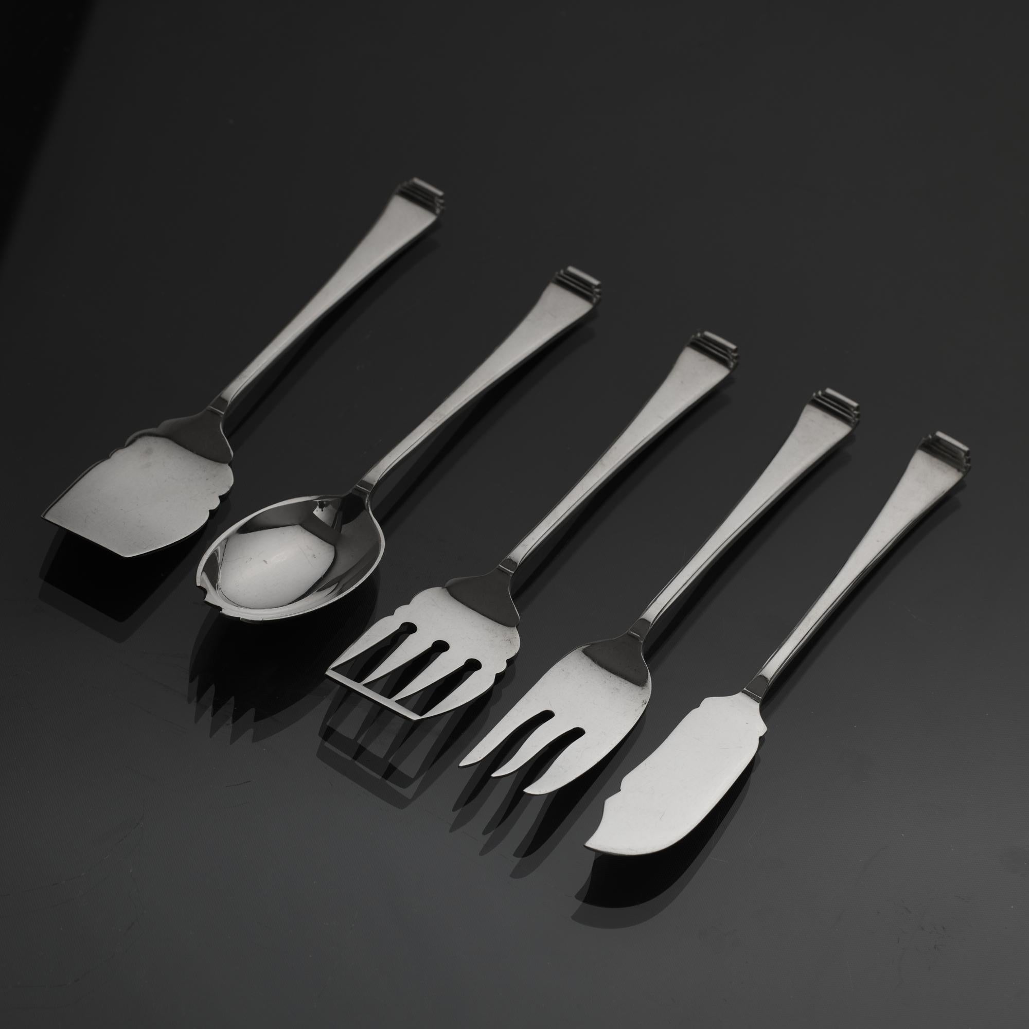 Set of Art Deco style Tudor pattern silver cutlery for 12 For Sale at ...