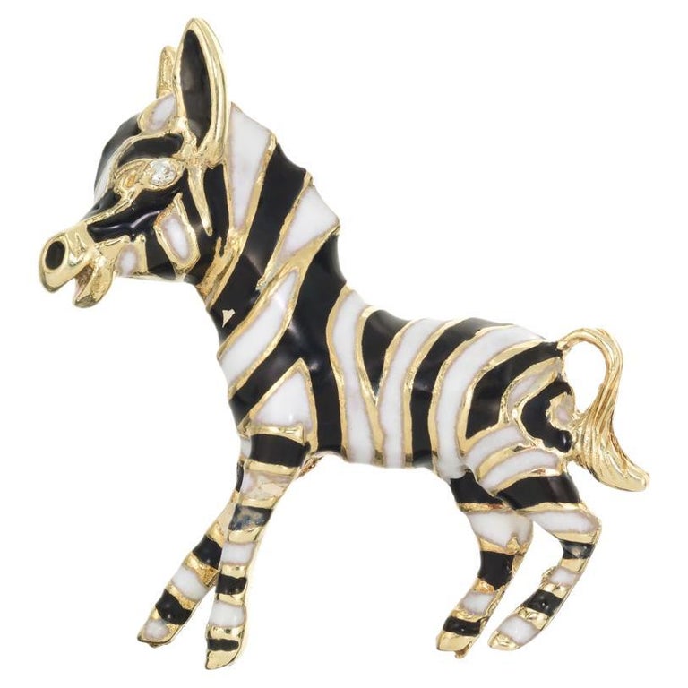 .2 Carat Diamond Enamel Yellow Gold Zebra Brooch For Sale at 1stDibs