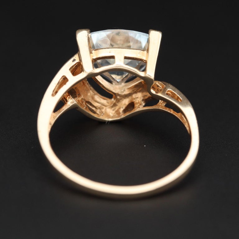 Customizable Antique 4 Carat Trillion Cut Natural Aquamarine Art Deco ...