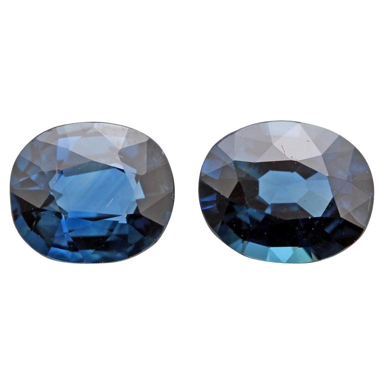 2 Loose Sapphires, Oval, Faceted, 2.61 Ct 'Heated' For Sale at 1stDibs