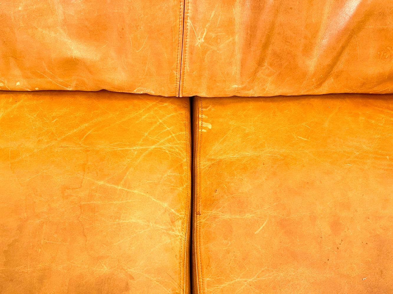 (2) Mogens Hansen Model 535 Brandy Leather Sofas For Sale at 1stDibs