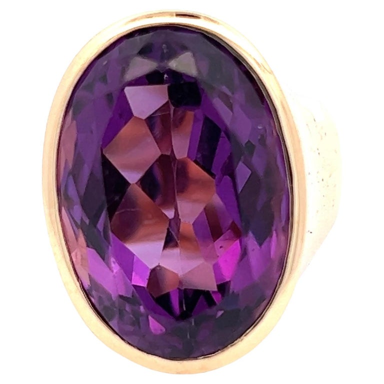 20 Carat Oval Amethyst Bezel Set 14 Karat Yellow Gold Cocktail Ring For ...