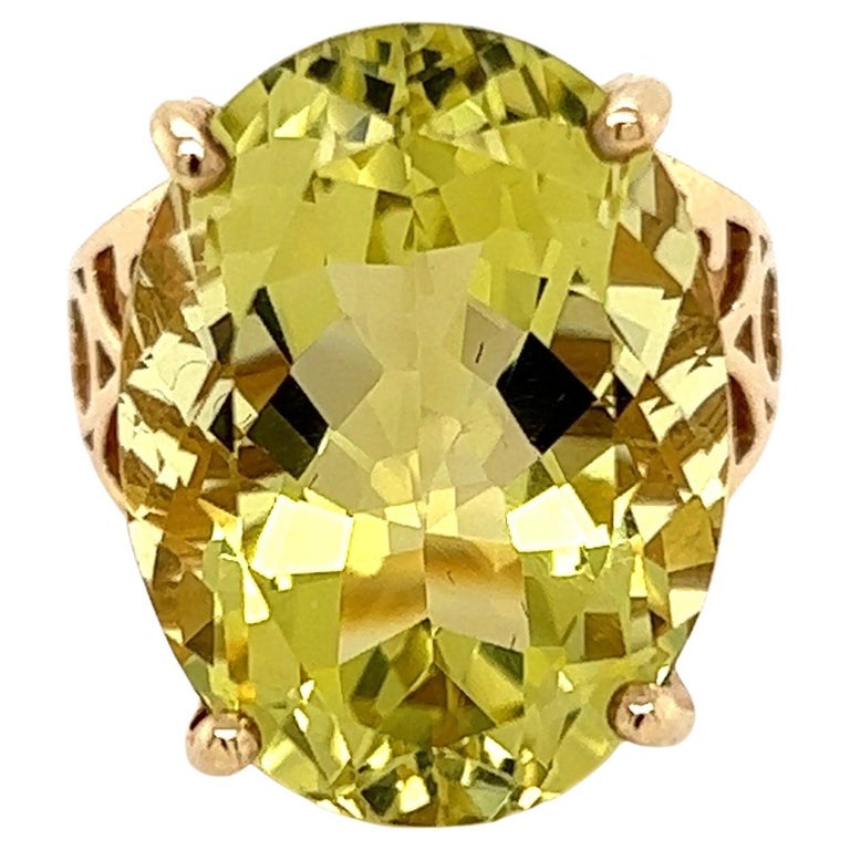 20 Carat Oval Lemon Citrine Solitaire Gold Cocktail Ring at 1stDibs