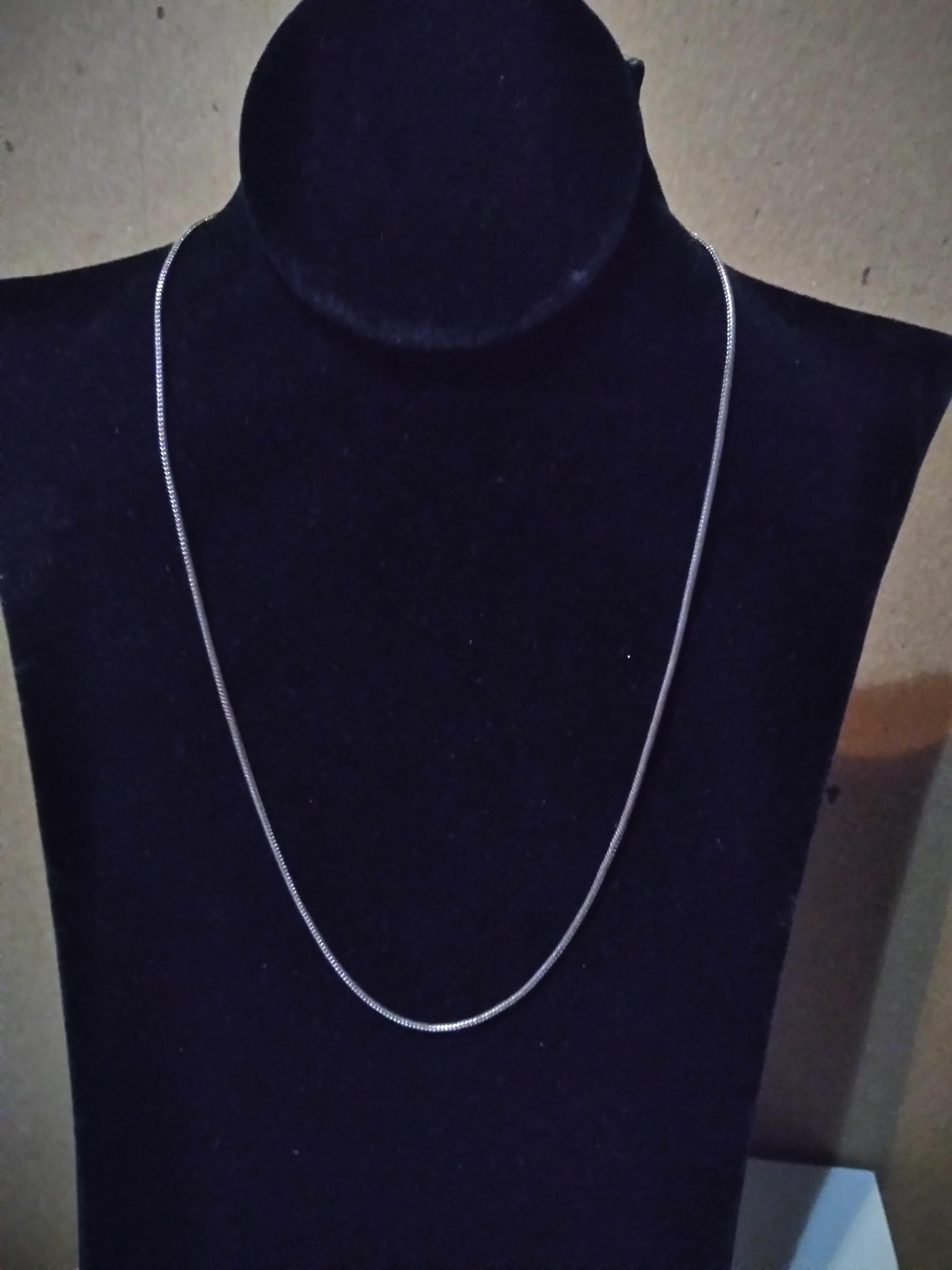 20' inch Serpentine Sterling Silver Necklace For Sale at 1stDibs