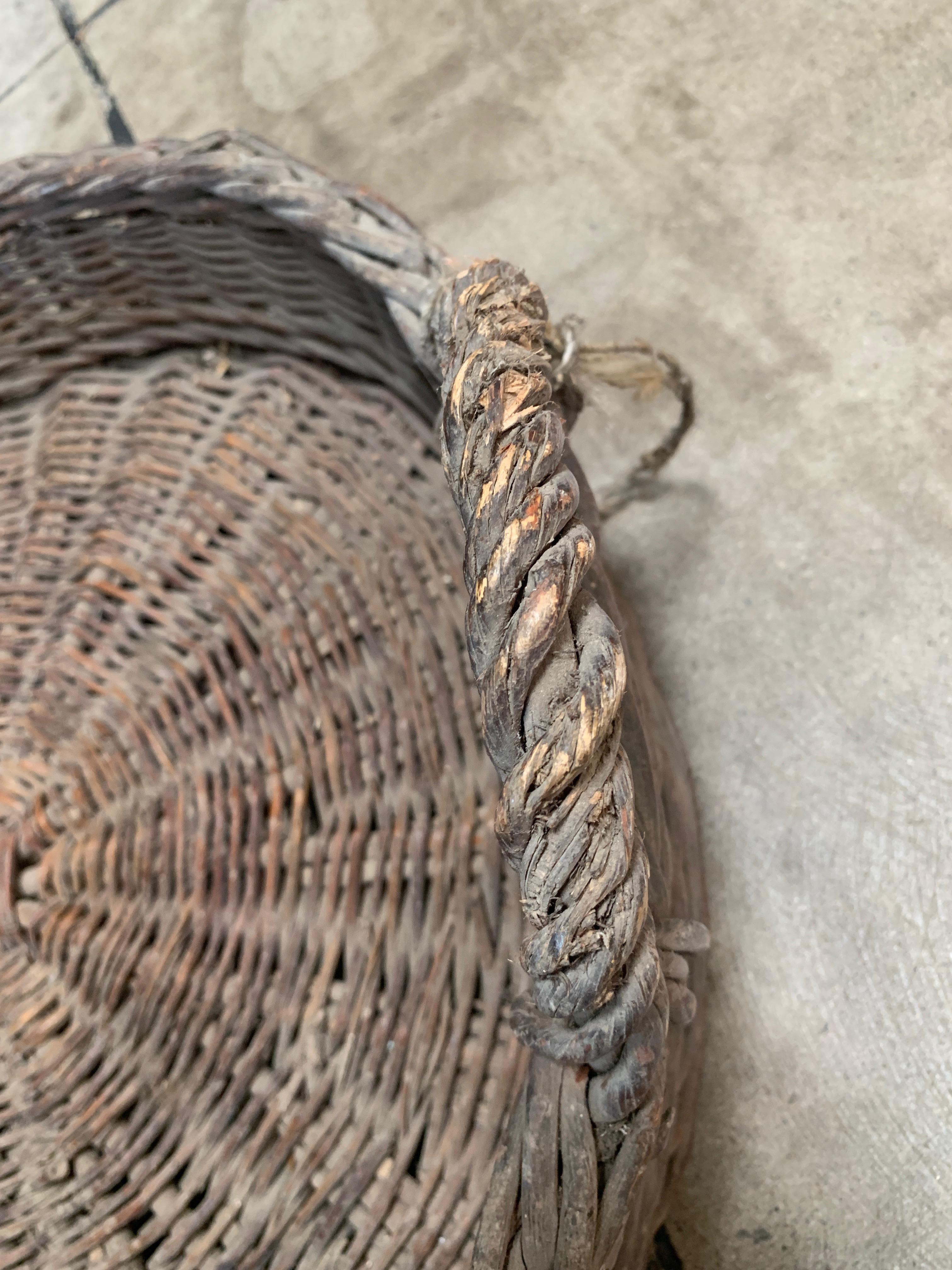 Vintage European Flat Basket at 1stDibs | large flat baskets, flat ...