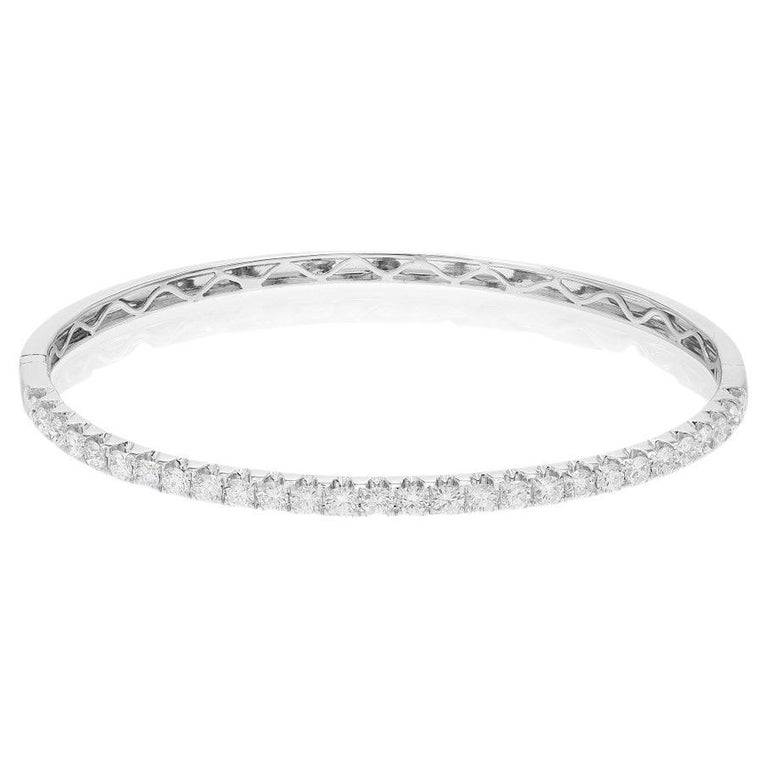 2.00 Carat Diamond Bangle Bracelet 18K White Gold For Sale at 1stDibs