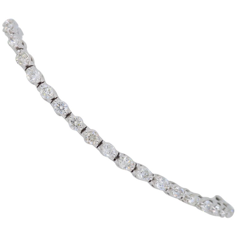 2.00 Carat Diamond Line Bracelet at 1stDibs